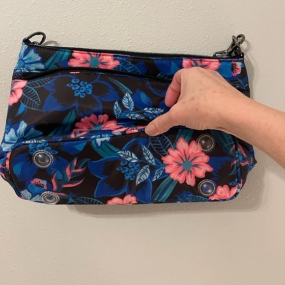 lug | Bags | 2 Totes Lug Samba Xl And Roundabout Xl Crossbody Resort ...